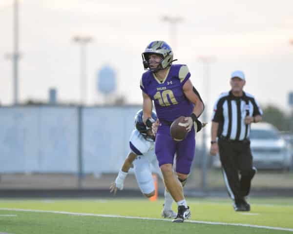 Dalhart holds off Panhandle in upset thriller | Press Pass Sports